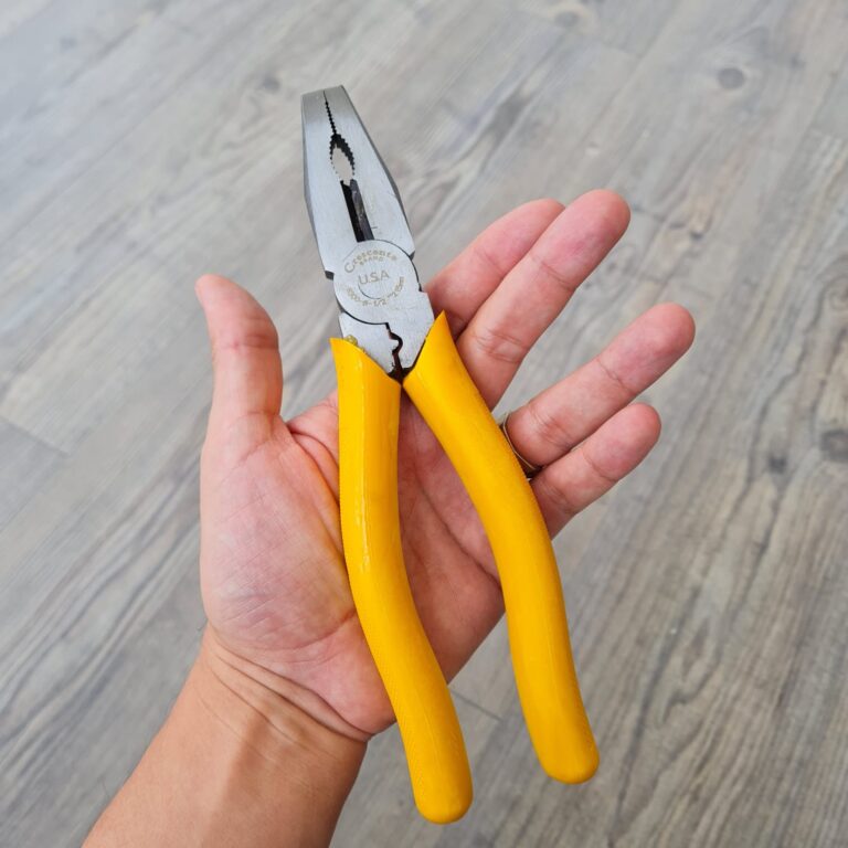 Alicate Electricista Pinza 9" Tipo Crescent Universal Altino